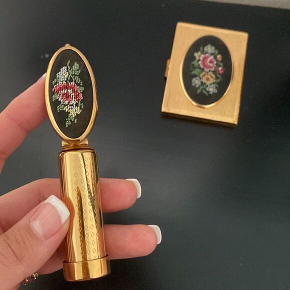 Vintage | Makeup | Vintage Patryspetit Point Lipstick And Powdercase ...